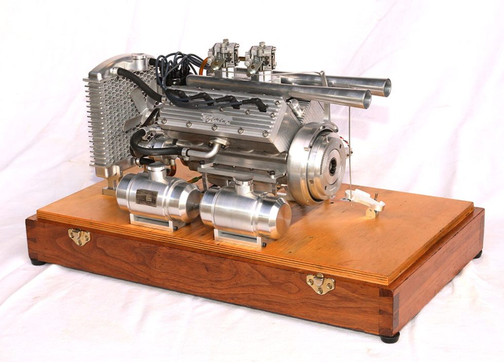 Challenger Flathead V8 - The Miniature Engineering Craftsmanship Museum