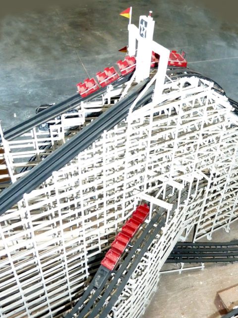 "Cyclone Racer" Wooden Roller Coaster Model - The Miniature Engineering ...