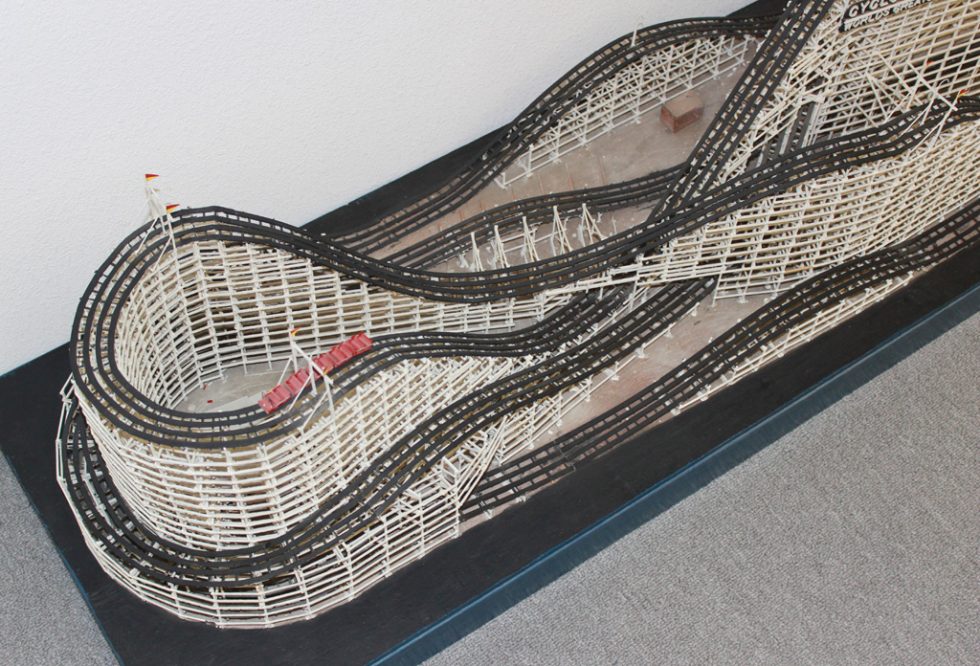 "Cyclone Racer" Wooden Roller Coaster Model - The Miniature Engineering ...